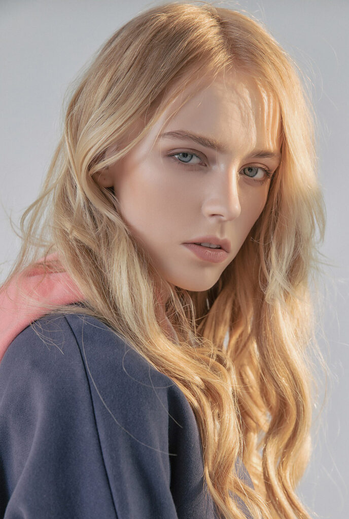 ARIEL | Model | Morgan & Preston Model Agency Bangkok